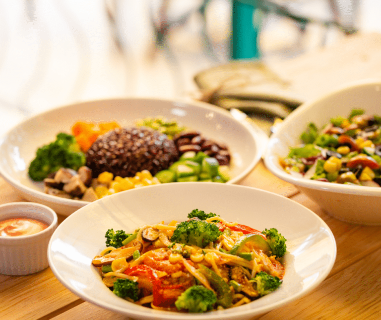 The Best Vegan and Vegetarian Food Spots for Backpackers in Europe