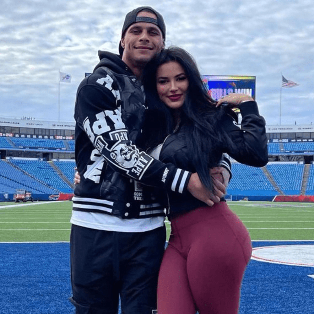 Meet The Stunning Partners A Showcase Of The Most Beautiful NFL Wives ...