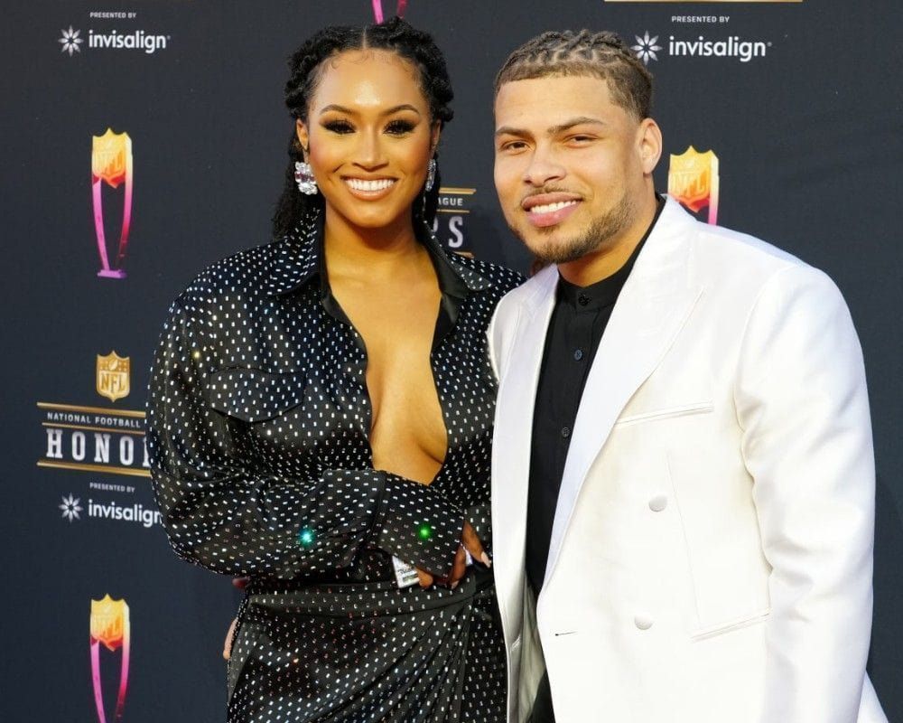 Meet The Stunning Partners A Showcase Of The Most Beautiful NFL Wives ...