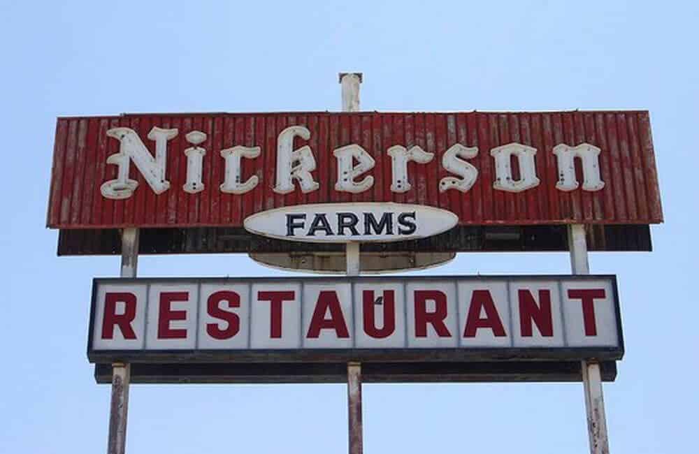 45+ Discontinued American Fast Food Joints That Are a Symbol of a ...
