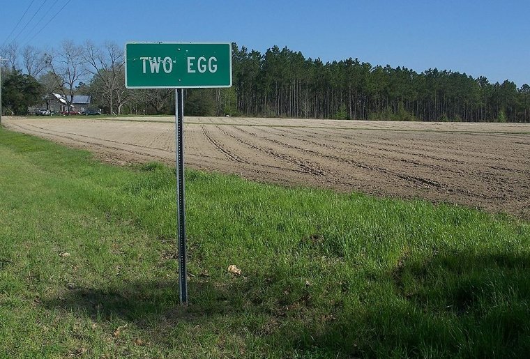 35 American Towns With Weird Names That Are Totally Real – Page 21