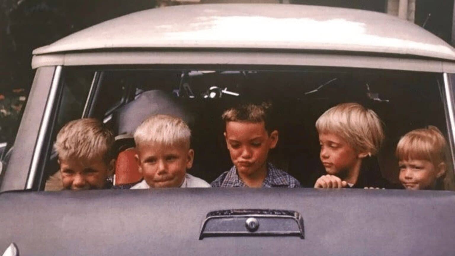 19 Ways Boomers Survived Road Trips Without Smartphones (And Lived to ...