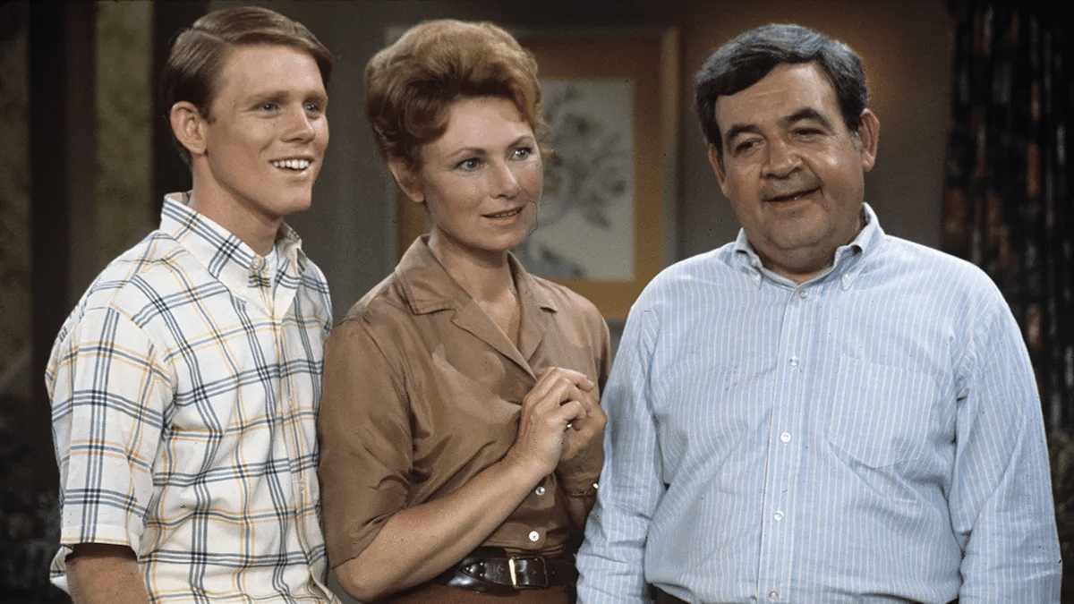 23 Most Outdated Lessons from Classic Sitcom Dads – Page 2